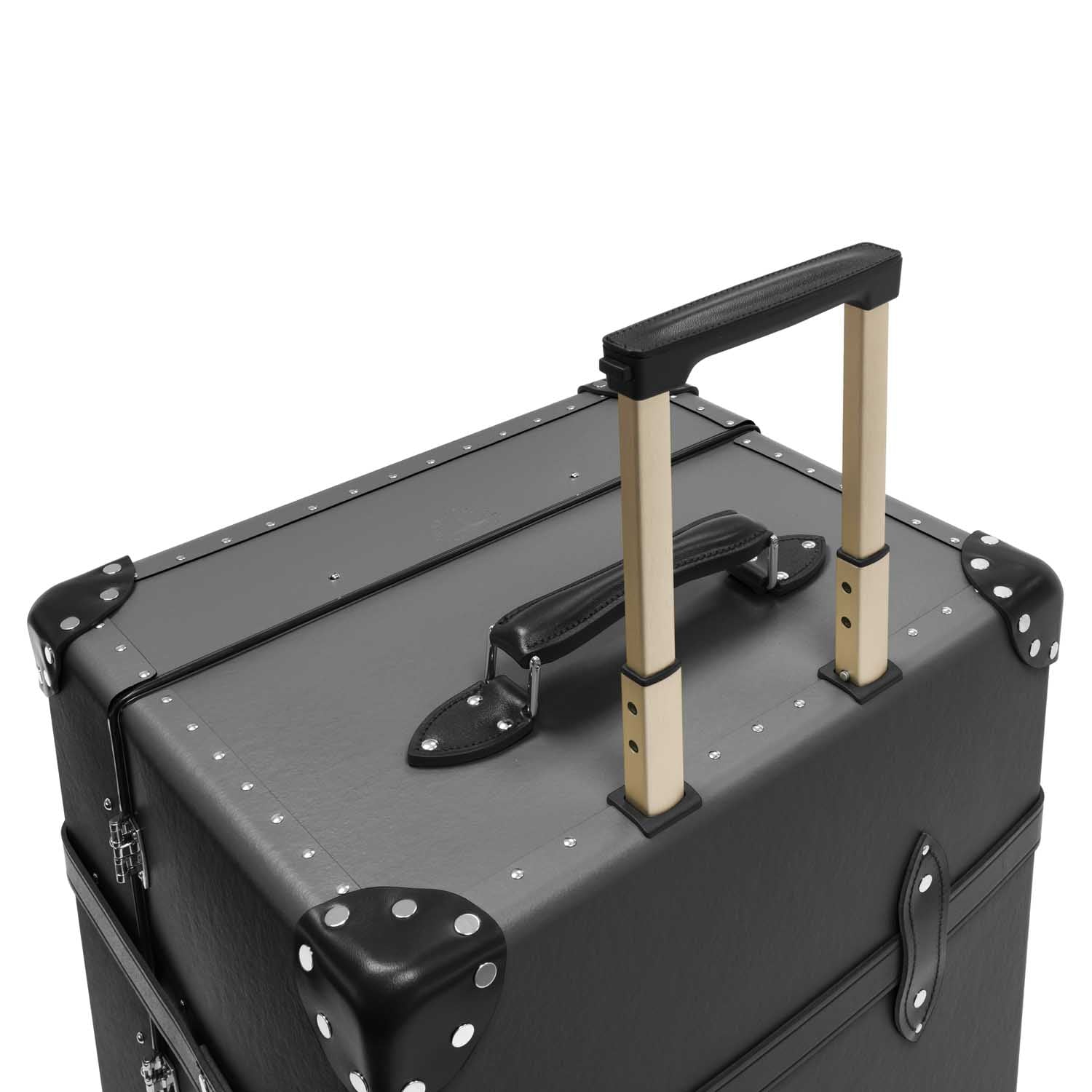 Centenary XL Trunk - 4 Wheels | Charcoal/Black/Chrome | Globe-Trotter